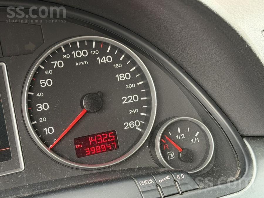 Black Audi A4 2005 in Riga, with an engine capacity of 2.50 L and mileage of 398 thousand km for 1990 €, photo 13 on AUTOMOTO.COM.LV