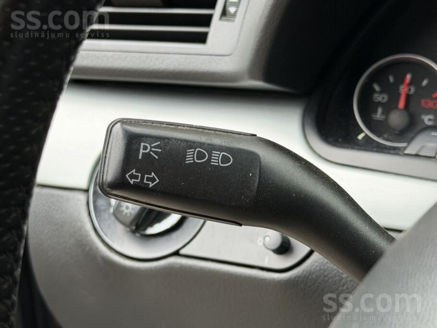 Black Audi A4 2005 in Riga, with an engine capacity of 2.50 L and mileage of 398 thousand km for 1990 €, photo 15 on AUTOMOTO.COM.LV