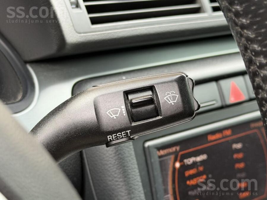 Black Audi A4 2005 in Riga, with an engine capacity of 2.50 L and mileage of 398 thousand km for 1990 €, photo 16 on AUTOMOTO.COM.LV