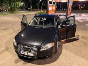 Melns Audi A4 2005 Rīga, ar dzinēja tilpumu 2.50 L un nobraukumu 420 tūkst. km par 1400 €, foto  vietnē AUTOMOTO.COM.LV