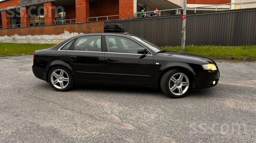 Melns Audi A4 2005 Rīga, ar dzinēja tilpumu 3.00 L un nobraukumu 322 tūkst. km par 2600 €, foto 3 vietnē AUTOMOTO.COM.LV