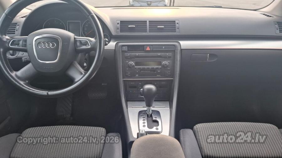 Melns Audi A4 2005 Tallina, ar dzinēja tilpumu 2.00 L un nobraukumu 341 tūkst. km par 2200 €, foto 11 vietnē AUTOMOTO.COM.LV