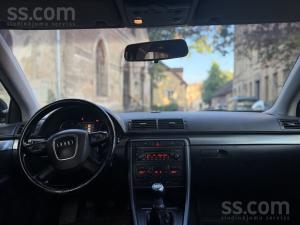 Melns Audi A4 2005 Cēsis, ar dzinēja tilpumu 2.00 L un nobraukumu 296 tūkst. km par 1990 €, foto 13 vietnē AUTOMOTO.COM.LV