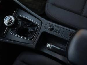 Black Audi A4 2005 in Cesis, with an engine capacity of 2.00 L and mileage of 296 thousand km for 1990 €, photo 14 on AUTOMOTO.COM.LV