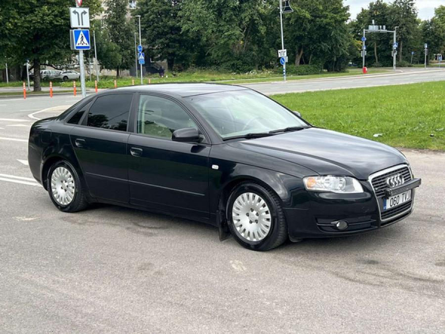 Melns Audi A4 2005 Narva, ar dzinēja tilpumu 1.90 L un nobraukumu 353 tūkst. km par 1499 €, foto 3 vietnē AUTOMOTO.COM.LV