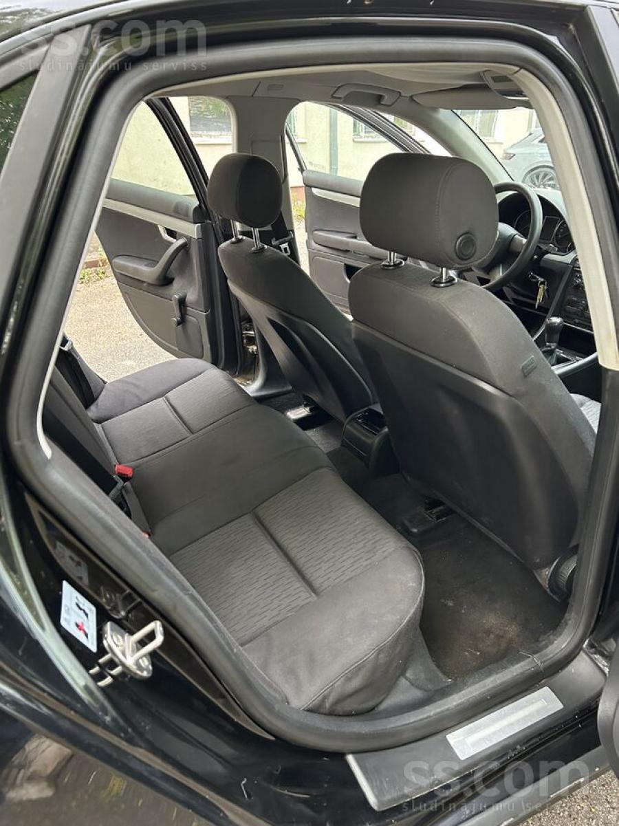 Melns Audi A4 2005 Tukums, ar dzinēja tilpumu 1.90 L un nobraukumu 345 tūkst. km par 1500 €, foto 9 vietnē AUTOMOTO.COM.LV