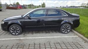 Melns Audi A4 2005 Viļņa, ar dzinēja tilpumu 2.00 L un nobraukumu 381 tūkst. km par 2400 €, foto 11 vietnē AUTOMOTO.COM.LV