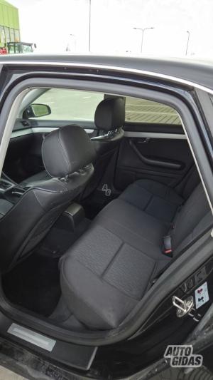 Melns Audi A4 2005 Viļņa, ar dzinēja tilpumu 2.00 L un nobraukumu 381 tūkst. km par 2400 €, foto 13 vietnē AUTOMOTO.COM.LV