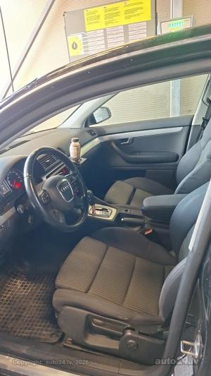 Black Audi A4 2005 in Tallinn, with an engine capacity of 2.00 L and mileage of 340 thousand km for 1999 €, photo 5 on AUTOMOTO.COM.LV