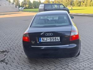 Черный Ауди А4 2005 в Салдус, объемом двигателя 1.90 л и пробегом 267 тыс. км за 1750 €, фото 3 на AUTOMOTO.COM.LV