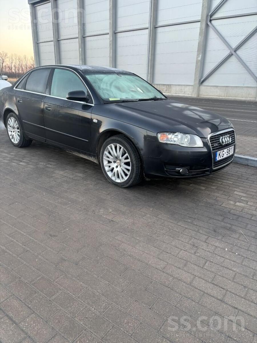 Melns Audi A4 2005 Rīga, ar dzinēja tilpumu 3.00 L un nobraukumu 371 tūkst. km par 2900 €, foto 3 vietnē AUTOMOTO.COM.LV