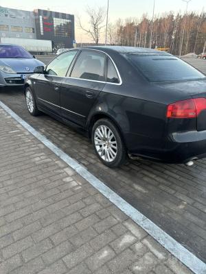Melns Audi A4 2005 Rīga, ar dzinēja tilpumu 3.00 L un nobraukumu 371 tūkst. km par 2900 €, foto 4 vietnē AUTOMOTO.COM.LV