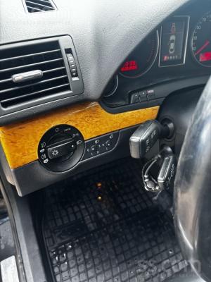 Melns Audi A4 2005 Rīga, ar dzinēja tilpumu 3.00 L un nobraukumu 371 tūkst. km par 2900 €, foto 10 vietnē AUTOMOTO.COM.LV