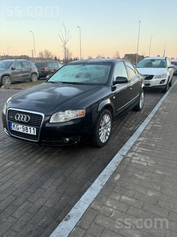 Black Audi A4 2005 in Riga, with an engine capacity of 3.00 L and mileage of 371 thousand km for 2900 €, photo 1 on AUTOMOTO.COM.LV