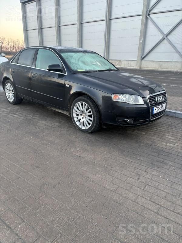 Black Audi A4 2005 in Riga, with an engine capacity of 3.00 L and mileage of 371 thousand km for 2900 €, photo 3 on AUTOMOTO.COM.LV