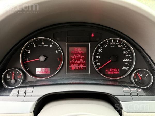 Melns Audi A4 2005 Jelgava, ar dzinēja tilpumu 2.00 L un nobraukumu 206 tūkst. km par 3000 €, foto 6 vietnē AUTOMOTO.COM.LV