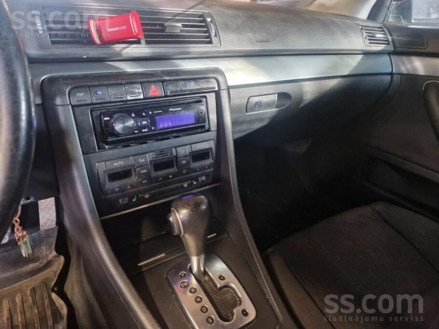 Melns Audi A4 2005 Valka, ar dzinēja tilpumu 2.00 L un nobraukumu 15 tūkst. km par 2500 €, foto 5 vietnē AUTOMOTO.COM.LV