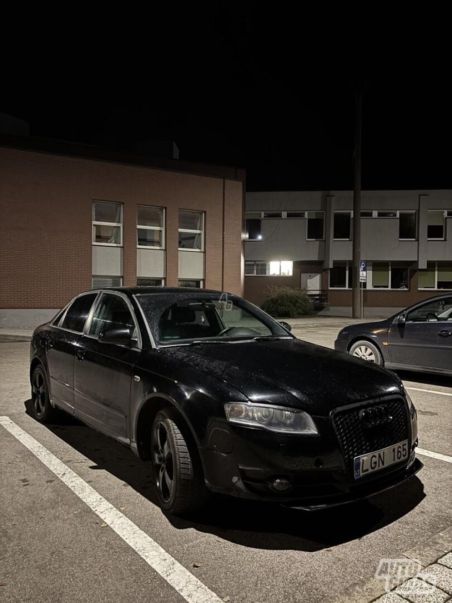 Melns Audi A4 2005 Kupiškis, ar dzinēja tilpumu 2.50 L un nobraukumu 410 tūkst. km par 2000 €, foto 4 vietnē AUTOMOTO.COM.LV