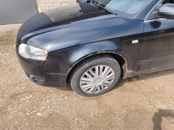 Melns Audi A4 2006 Kupiškis, ar dzinēja tilpumu 2.00 L un nobraukumu 316 tūkst. km par 1400 €, foto 3 vietnē AUTOMOTO.COM.LV