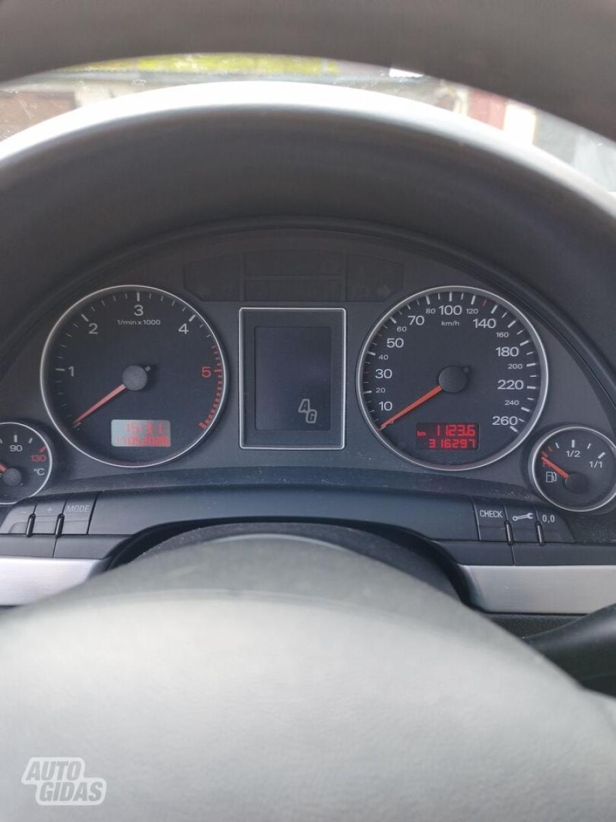 Black Audi A4 2006 in Kupiskis, with an engine capacity of 2.00 L and mileage of 316 thousand km for 1400 €, photo 13 on AUTOMOTO.COM.LV