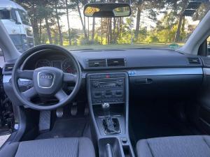 Black Audi A4 2006 in Utena, with an engine capacity of 1.98 L and mileage of 218 thousand km for 3000 €, photo 9 on AUTOMOTO.COM.LV