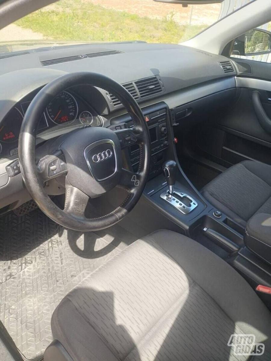 Melns Audi A4 2006 Marijampole, ar dzinēja tilpumu 2.00 L un nobraukumu 277 tūkst. km par 2499 €, foto 8 vietnē AUTOMOTO.COM.LV