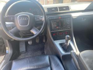 Black Audi A4 2006 in Kaunas, with an engine capacity of 1.90 L and mileage of 329 thousand km for 2550 €, photo 4 on AUTOMOTO.COM.LV