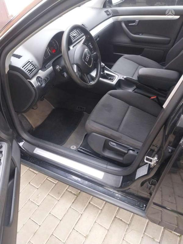 Melns Audi A4 2006 Anykščiai, ar dzinēja tilpumu 1.97 L un nobraukumu 365 tūkst. km par 2250 €, foto 6 vietnē AUTOMOTO.COM.LV