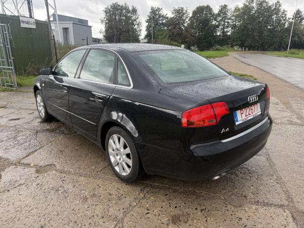 Black Audi A4 2006 in Vilkaviskis, with an engine capacity of 1.97 L and mileage of 241 thousand km for 2699 €, photo 7 on AUTOMOTO.COM.LV