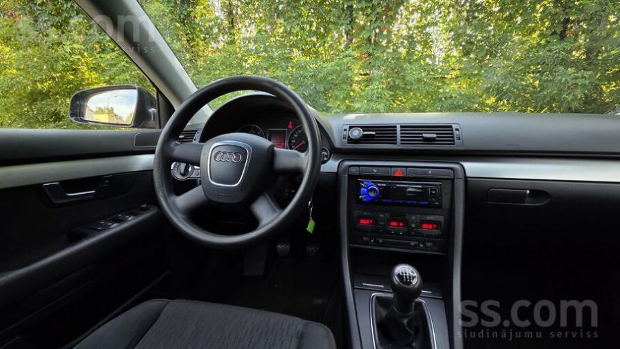 Black Audi A4 2006 in Jelgava, with an engine capacity of 2.00 L and mileage of 0 thousand km for 2390 €, photo 15 on AUTOMOTO.COM.LV