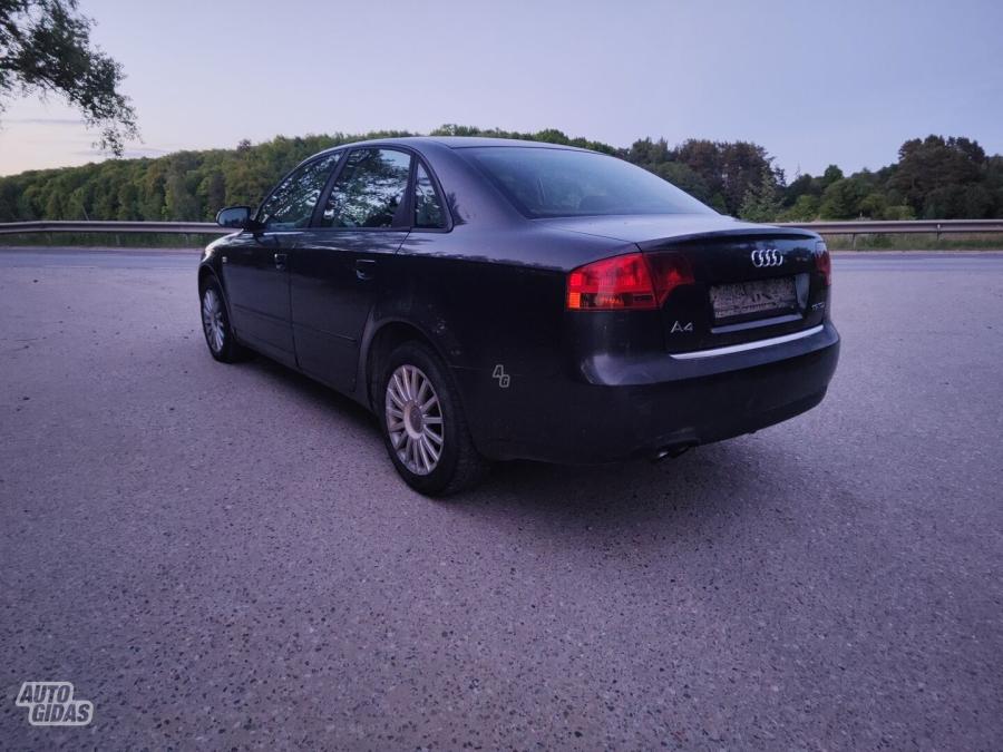 Melns Audi A4 2007 Viļņa, ar dzinēja tilpumu 1.90 L un nobraukumu 390 tūkst. km par 900 €, foto 5 vietnē AUTOMOTO.COM.LV