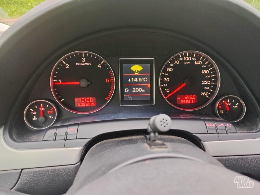 Черный Ауди А4 2007 в Вильнюс, объемом двигателя 1.90 л и пробегом 390 тыс. км за 900 €, фото 9 на AUTOMOTO.COM.LV