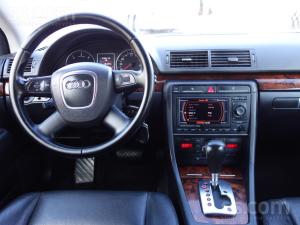 Black Audi A4 2007 in Riga, with an engine capacity of 2.00 L and mileage of 297 thousand km for 3550 €, photo 9 on AUTOMOTO.COM.LV