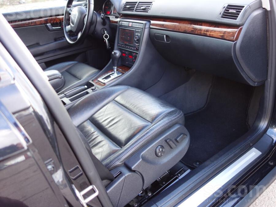 Black Audi A4 2007 in Riga, with an engine capacity of 2.00 L and mileage of 297 thousand km for 3550 €, photo 18 on AUTOMOTO.COM.LV