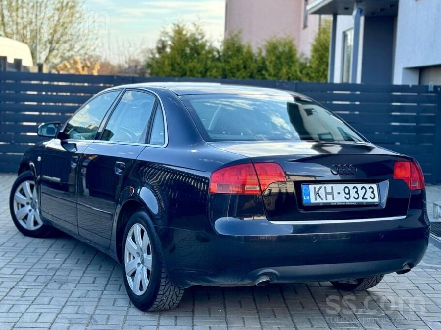Melns Audi A4 2007 Rīga, ar dzinēja tilpumu 2.70 L un nobraukumu 264 tūkst. km par 2350 €, foto 8 vietnē AUTOMOTO.COM.LV