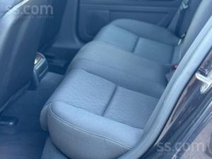 Melns Audi A4 2007 Rīga, ar dzinēja tilpumu 2.70 L un nobraukumu 264 tūkst. km par 2350 €, foto 11 vietnē AUTOMOTO.COM.LV