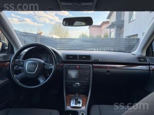 Melns Audi A4 2007 Rīga, ar dzinēja tilpumu 2.70 L un nobraukumu 264 tūkst. km par 2350 €, foto 16 vietnē AUTOMOTO.COM.LV