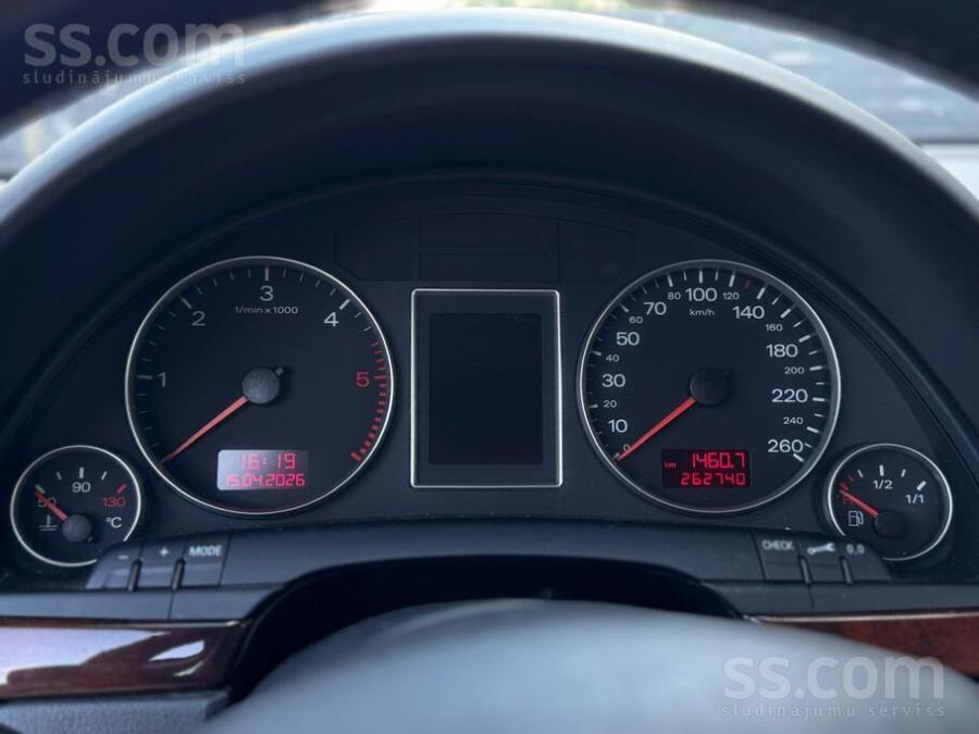 Melns Audi A4 2007 Rīga, ar dzinēja tilpumu 2.70 L un nobraukumu 264 tūkst. km par 2350 €, foto 20 vietnē AUTOMOTO.COM.LV