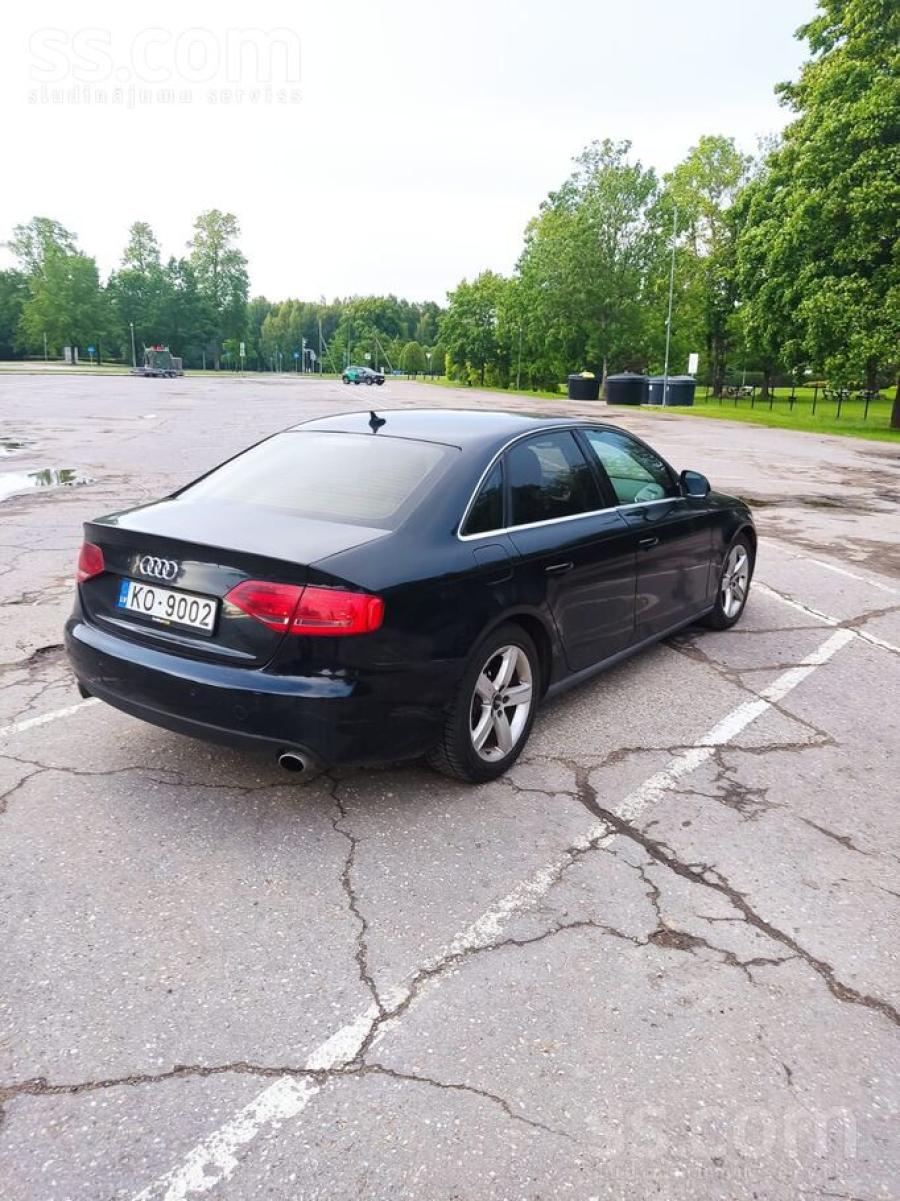 Black Audi A4 2007 in Riga, with an engine capacity of 2.70 L and mileage of 327 thousand km for 3990 €, photo 3 on AUTOMOTO.COM.LV