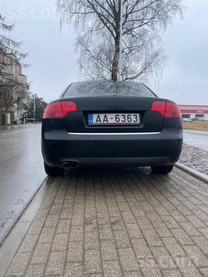 Black Audi A4 2007 in Riga, with an engine capacity of 2.00 L and mileage of 245 thousand km for 3100 €, photo 3 on AUTOMOTO.COM.LV