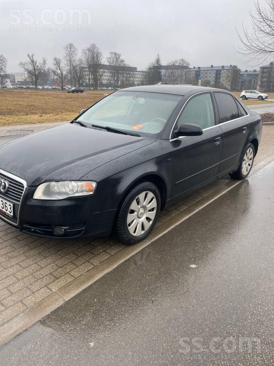 Black Audi A4 2007 in Riga, with an engine capacity of 2.00 L and mileage of 245 thousand km for 3100 €, photo 4 on AUTOMOTO.COM.LV