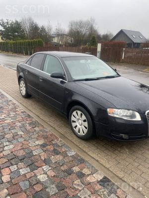 Black Audi A4 2007 in Riga, with an engine capacity of 2.00 L and mileage of 245 thousand km for 3100 €, photo 5 on AUTOMOTO.COM.LV
