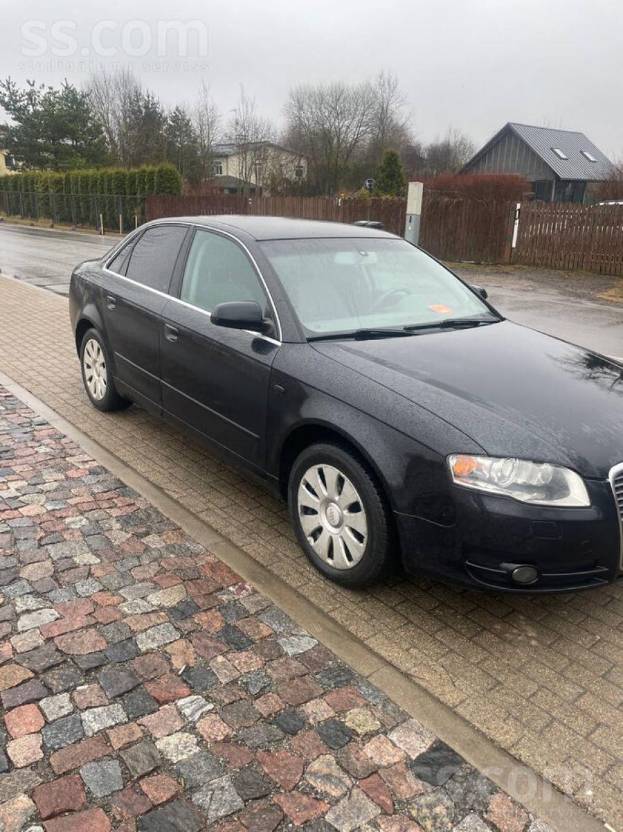 Black Audi A4 2007 in Riga, with an engine capacity of 2.00 L and mileage of 245 thousand km for 3100 €, photo 5 on AUTOMOTO.COM.LV
