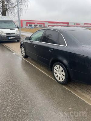 Black Audi A4 2007 in Riga, with an engine capacity of 2.00 L and mileage of 245 thousand km for 3100 €, photo 7 on AUTOMOTO.COM.LV