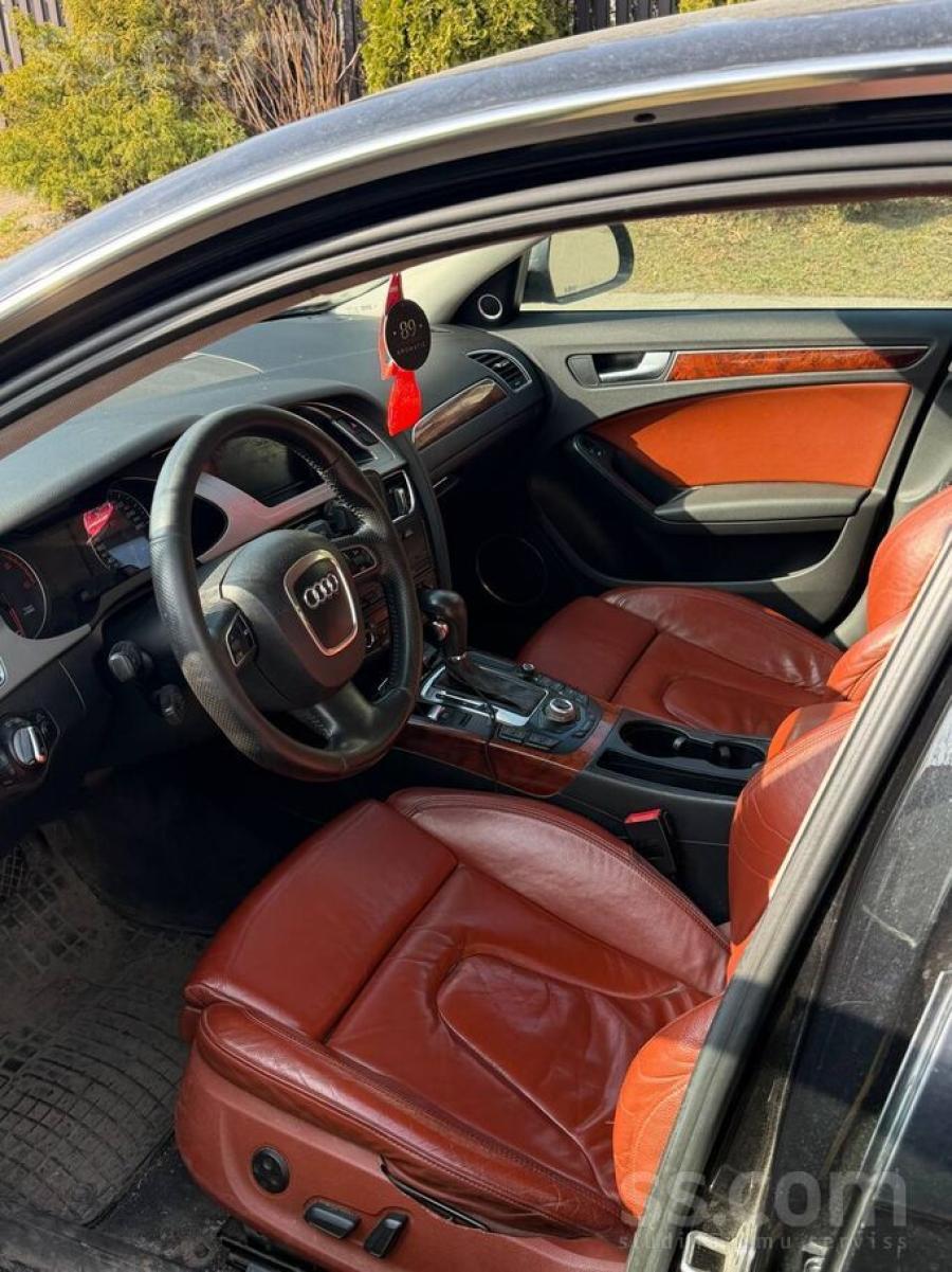 Melns Audi A4 2007 Rīga, ar dzinēja tilpumu 2.70 L un nobraukumu 325 tūkst. km par 4500 €, foto 9 vietnē AUTOMOTO.COM.LV