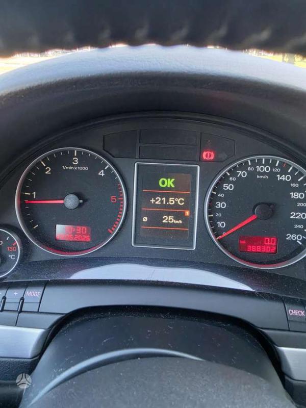 Melns Audi A4 2007 Panevēža, ar dzinēja tilpumu 2.70 L un nobraukumu 388 tūkst. km par 3500 €, foto 8 vietnē AUTOMOTO.COM.LV