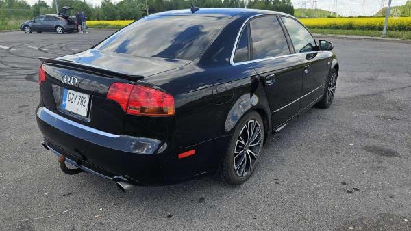 Melns Audi A4 2007 Panevēža, ar dzinēja tilpumu 1.98 L un nobraukumu 413 tūkst. km par 3300 €, foto 1 vietnē AUTOMOTO.COM.LV