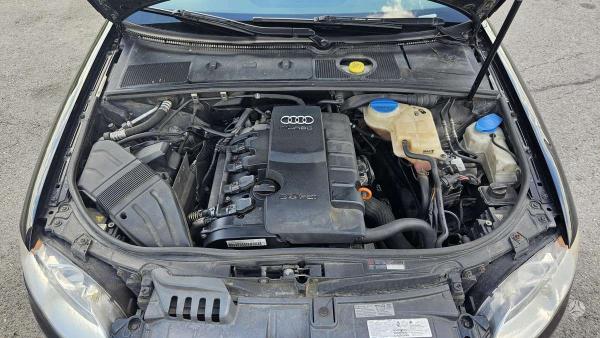 Melns Audi A4 2007 Panevēža, ar dzinēja tilpumu 1.98 L un nobraukumu 413 tūkst. km par 3300 €, foto 10 vietnē AUTOMOTO.COM.LV