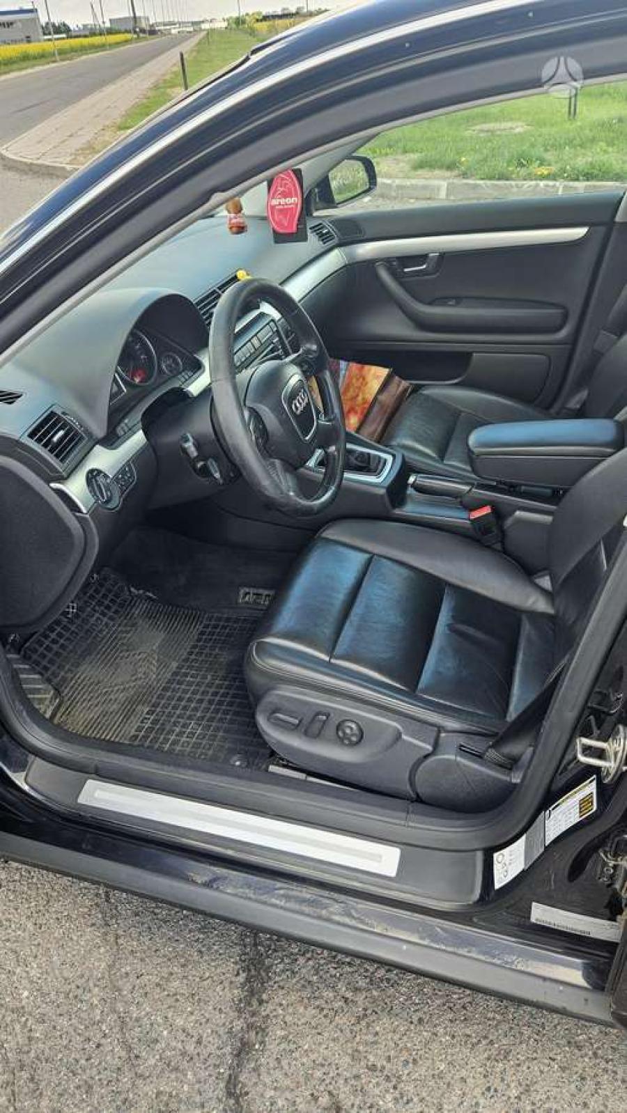 Black Audi A4 2007 in Panevezys, with an engine capacity of 1.98 L and mileage of 413 thousand km for 3300 €, photo 14 on AUTOMOTO.COM.LV