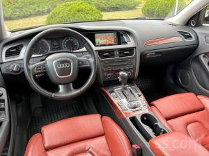 Black Audi A4 2007 in Riga, with an engine capacity of 2.70 L and mileage of 326 thousand km for 3950 €, photo 14 on AUTOMOTO.COM.LV
